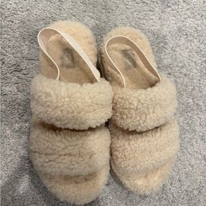 UGG | Shoes | Ugg Womens Tan Fluffy Platform Slippers | Poshmark